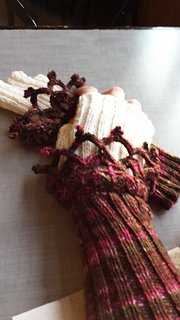 Ravelry: Crenellations pattern by Angel Invictus