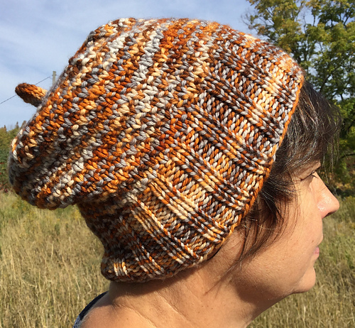 Ravelry: Looped pattern by Julie Nandorfy