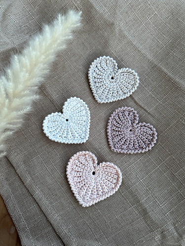 Ravelry: FREJDIS Heart pattern by Malin Fredriksson