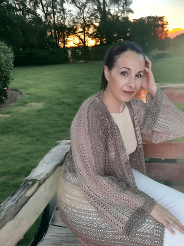 Ravelry: Cardigan Tierra pattern by Ana M Valero