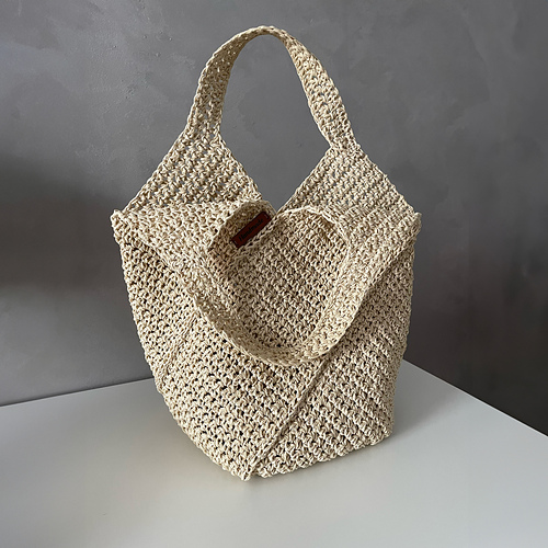 Ravelry: Diagonal shopping bag pattern by Anna Ushakova