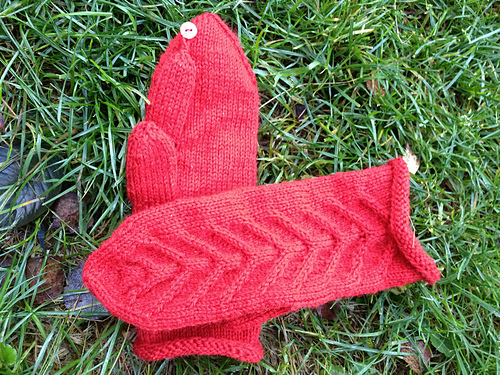 Ravelry: Leine vott - hjortegevir pattern by Randi Stoltz
