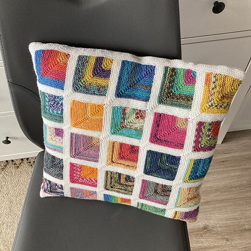 Ravelry: Scrappy Pillow Cover pattern by Anna Knitter