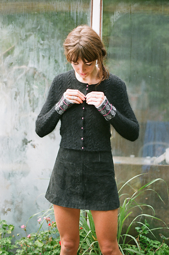 Ravelry: HARLEQUIN pattern by Anna Wilkinson