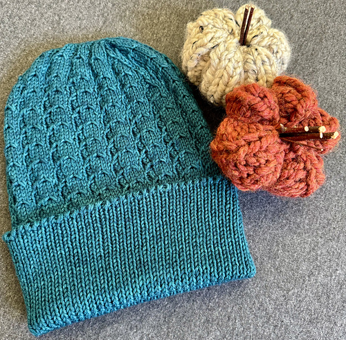 Ravelry: October Morning Hat pattern by Hygge Canyon Knits