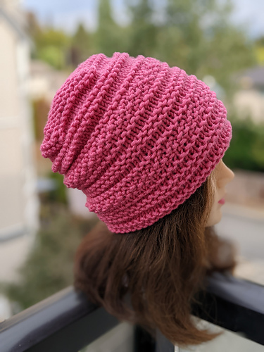 Ravelry: Stretchy Winter Beanie pattern by Annanitato Lolo