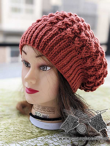 Ravelry: Flat Classic Beret pattern by Annanitato Lolo