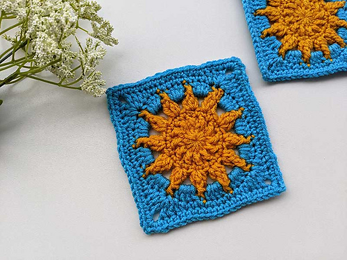 Ravelry: Sun Granny Square pattern by Annanitato Lolo