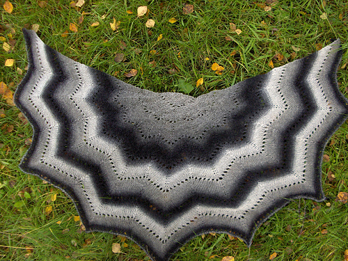 Ravelry: Revontuli -huivi/Northern Lights pattern by AnneM