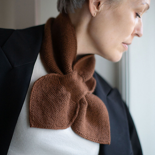Ravelry: Bam Bam Bow pattern by Anne Ventzel
