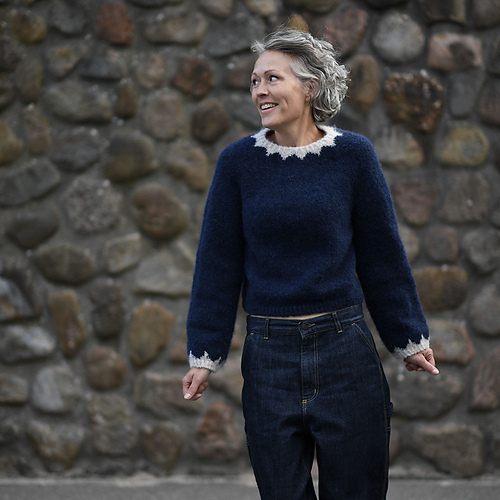 Ravelry: Bella Blouse pattern by Anne Ventzel