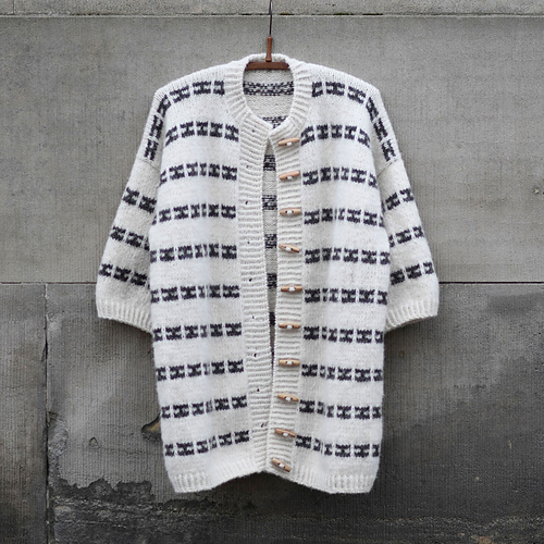 Ravelry: Karla Cape pattern by Anne Ventzel