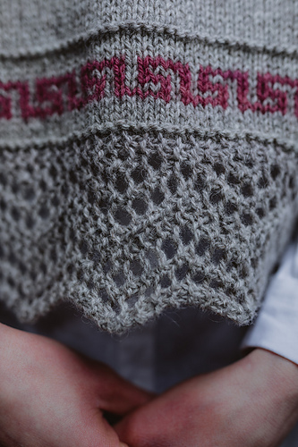 Ravelry: Atlantic Waves pattern by Anne Eunson