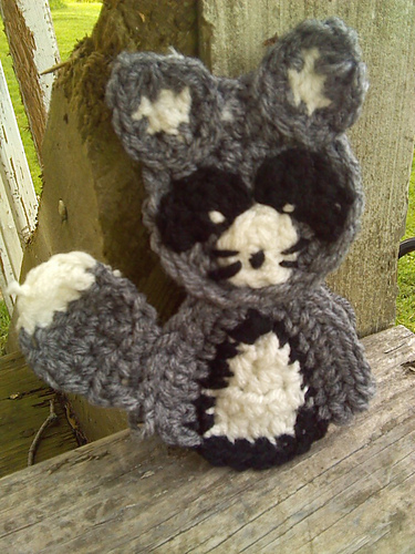 Ravelry: Rocky Raccoon Applique pattern by Ann J Bacon