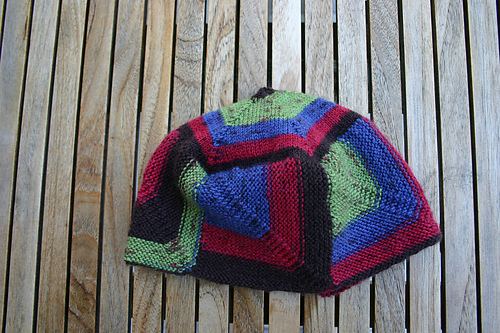Ravelry: Mitered Square Hat pattern by annika
