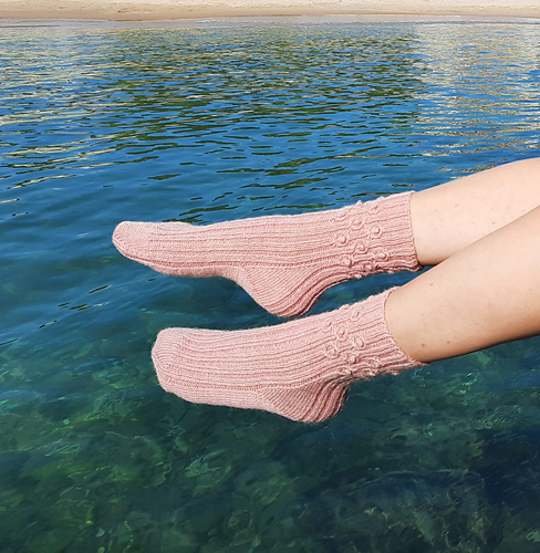 Ravelry: Tudor Socks pattern by Anya Zhiltsova
