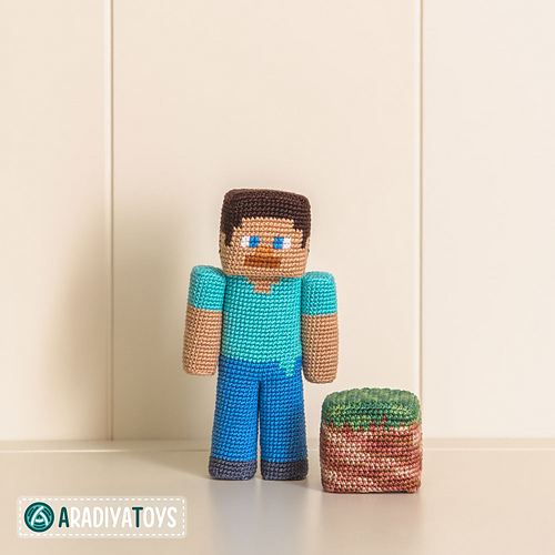 Ravelry: Steve from "Minecraft" pattern by Olka Novytska