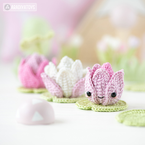 Ravelry: Kawaii Lotus (Water Lily) pattern by Olka Novytska