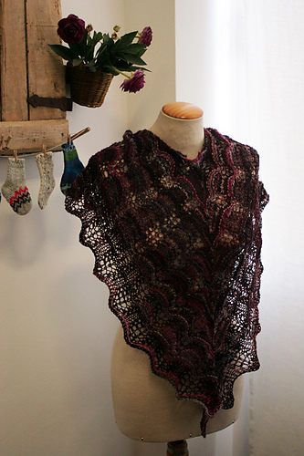 Ravelry: Arachne pattern by Ardilanak