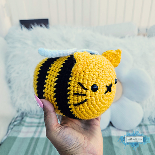 Ravelry: Amigurumi Cat Bee (CEE) pattern by Crafting Happiness
