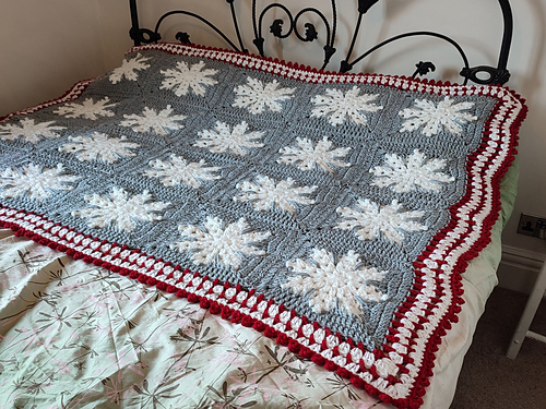 Ravelry: Winter Snowflake Afghan pattern by Crafting Happiness