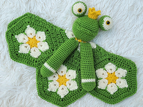 Ravelry: Froggy The Frog Baby Lovey pattern by Crafting Happiness