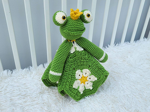 Ravelry: Froggy The Frog Baby Lovey pattern by Crafting Happiness