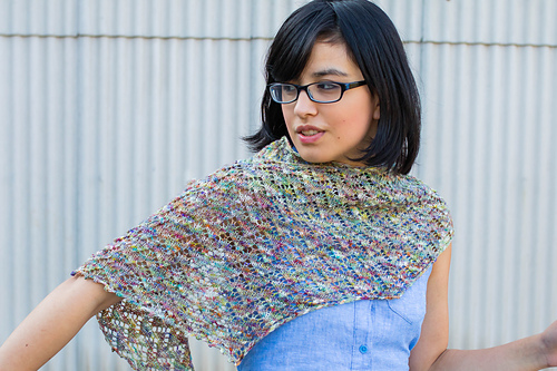 Ravelry: Nakahi Shawl pattern by Francoise Danoy