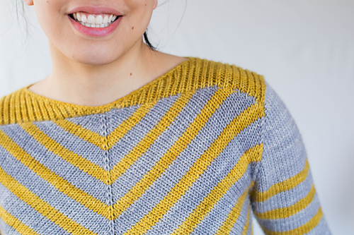 Ravelry: Aumangea Pullover pattern by Francoise Danoy