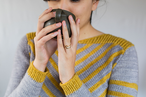 Ravelry: Aumangea Pullover pattern by Francoise Danoy