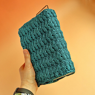 Ravelry: Fanny's Book Cover pattern by Marija Menaker