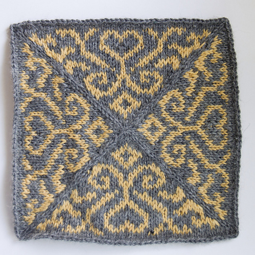 Ravelry: Elämä on runo - kirjoneulepeitto pattern by Sari Ojalehto