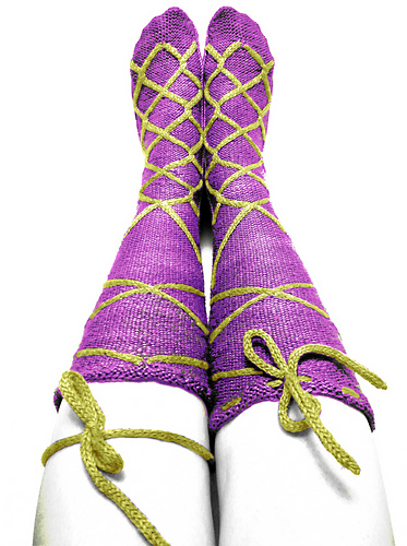 Ravelry: Gladiatrix Socks pattern by Artesanitarium Designs