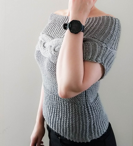 Ravelry: Twisting Lights pattern by Artesanitarium Designs