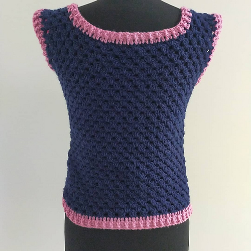 Ravelry: The Plain Jayne Pullover pattern by Holly Patston