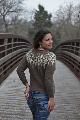 Ravelry: Silverlining pattern by Jennifer Steingass