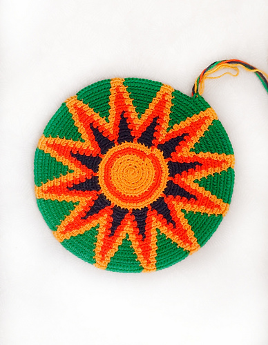 Ravelry: Sunburst Diamond Mochila Bag pattern by Ashita Jhaveri