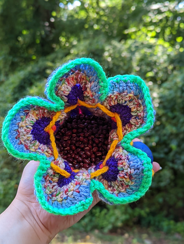 Ravelry: Prosperity Pouch pattern by Ashley Zhong