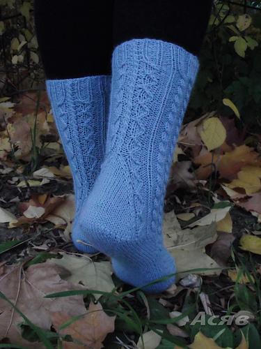 Ravelry: Shazbat pattern by Heidi Nick