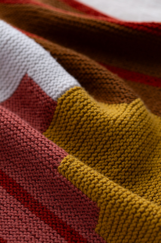 Ravelry: Strata pattern by Orlane Sucche