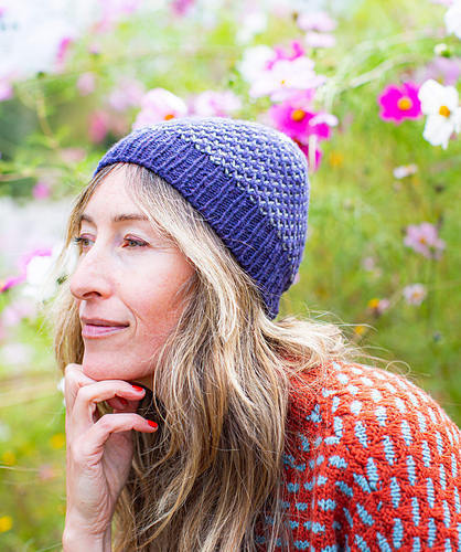 Ravelry: Favo pattern by Mary Weaver