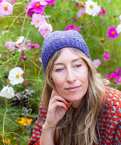 Ravelry: Favo pattern by Mary Weaver