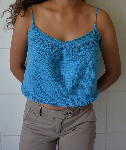 Ravelry: Aya Tank Top pattern by Gabrielle Vézina