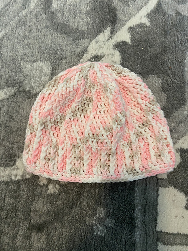 Ravelry: Easy Adult Skull Cap pattern by Shara Chilcoat