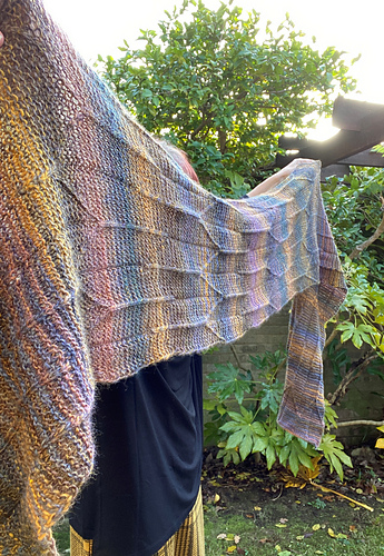 Ravelry: Origami Shawl pattern by Margie Kieper