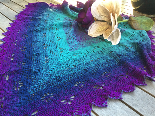 Ravelry: Dragonfly Labyrinth Blanket pattern by Sue Stapleton