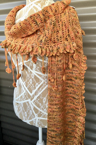 Ravelry: Golden in the Sunlight Wrap/Shawl pattern by Sue Stapleton