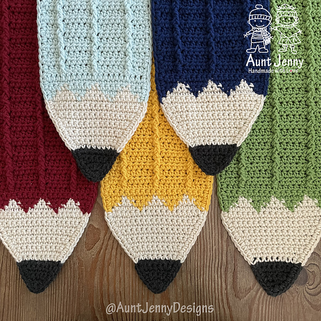 Ravelry: The Sharpened Pencil Scarf pattern by Jennifer Fretz