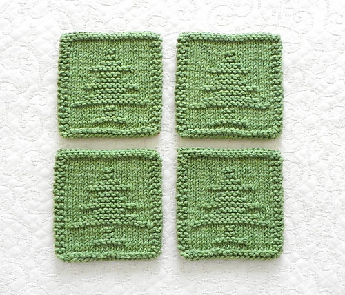 Ravelry: Christmas Tree Coasters pattern by Aunt Susan