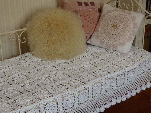 Ravelry: Meridienne pattern by Lynn Hall